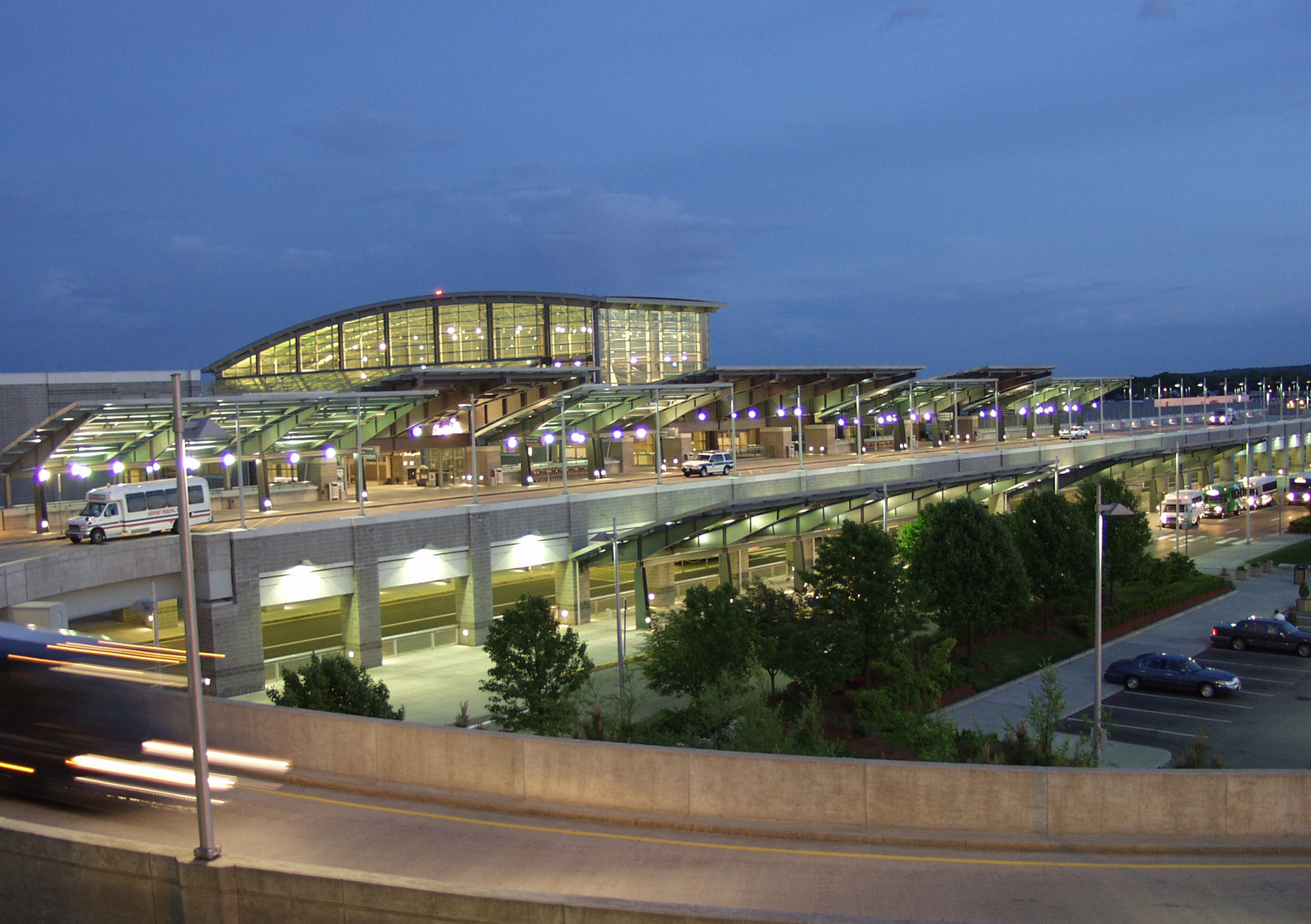 Off-site Parking Providence Airport PVD - $5.95 Book Now